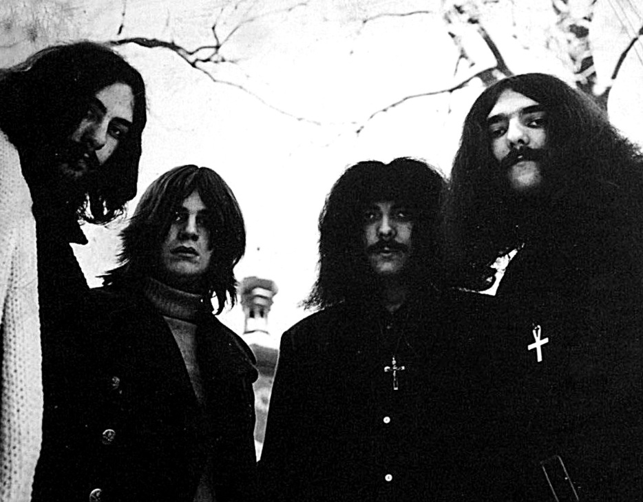 A Guide to Doom Metal and Its Subgenres | Gotik